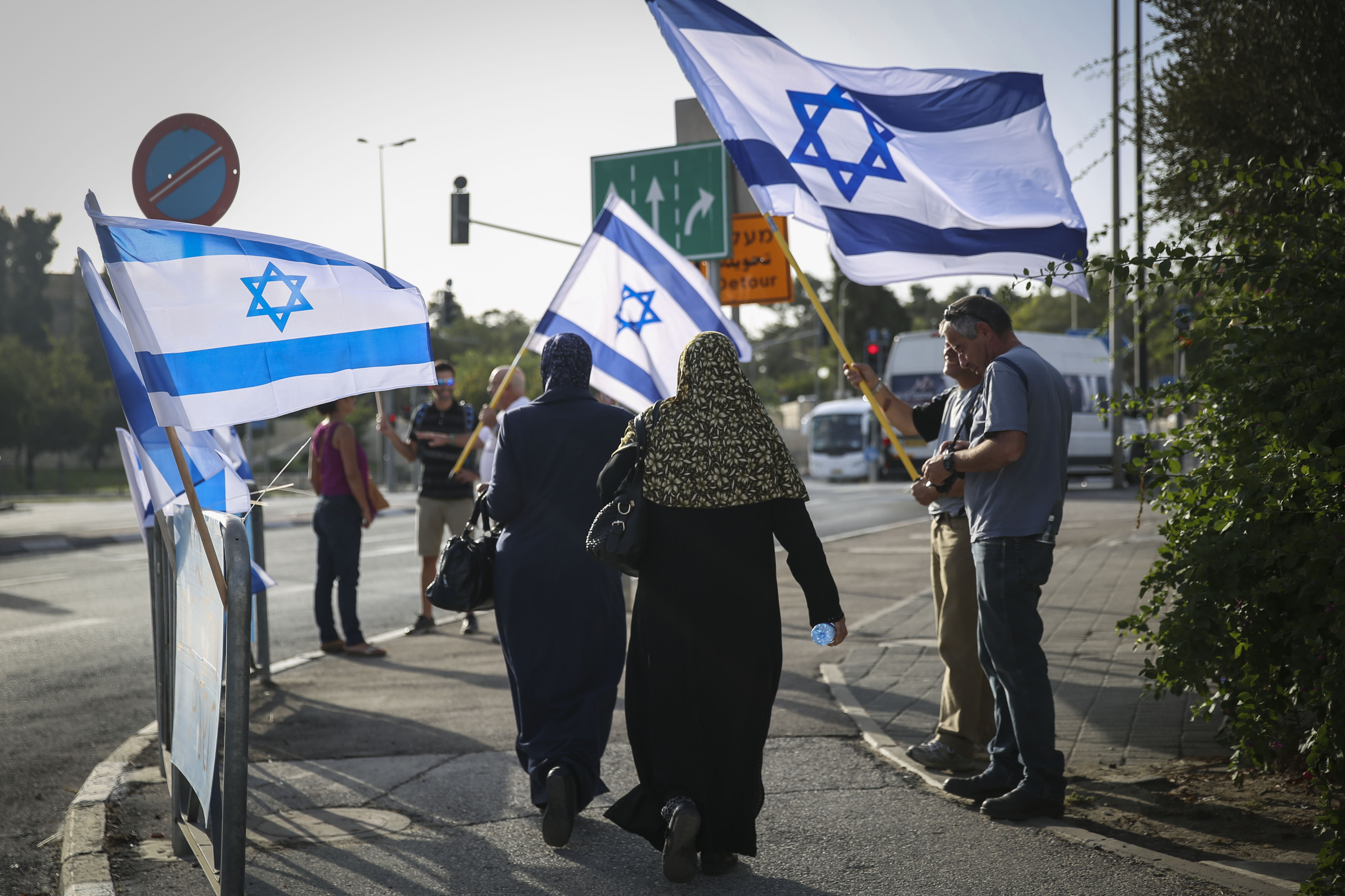 Challenges and Threats: Arab Society in Israel During the War in Gaza ...