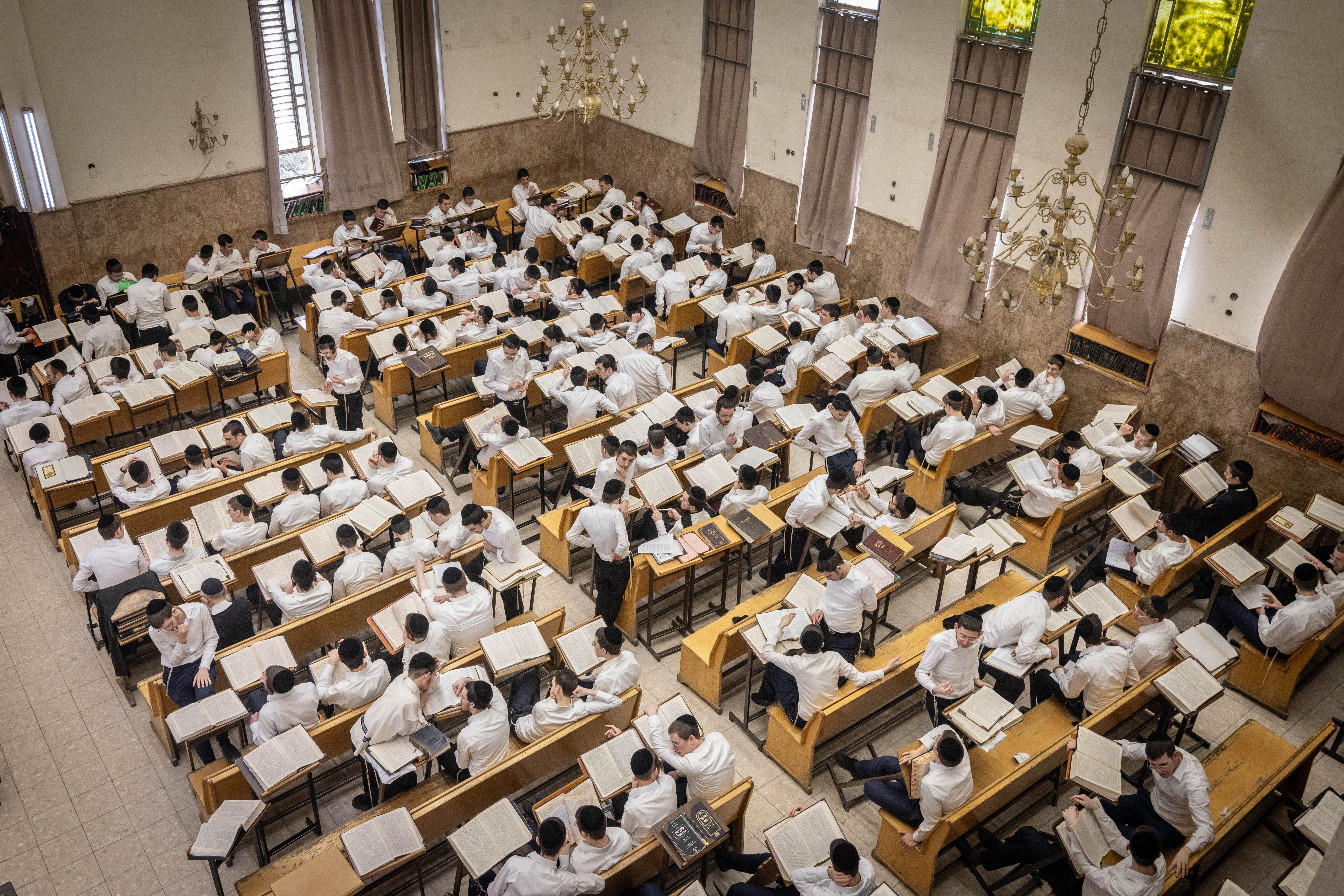 IDI Analysis: 7.3% Surge in Yeshiva and Kollel Students - The Israel ...